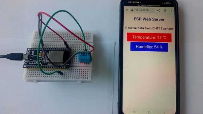 Send data measured by DHT11 sensor connected to ESP32 via Wifi